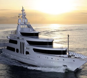 Yacht GALLANT LADY, Feadship | CHARTERWORLD Luxury Superyacht Charters